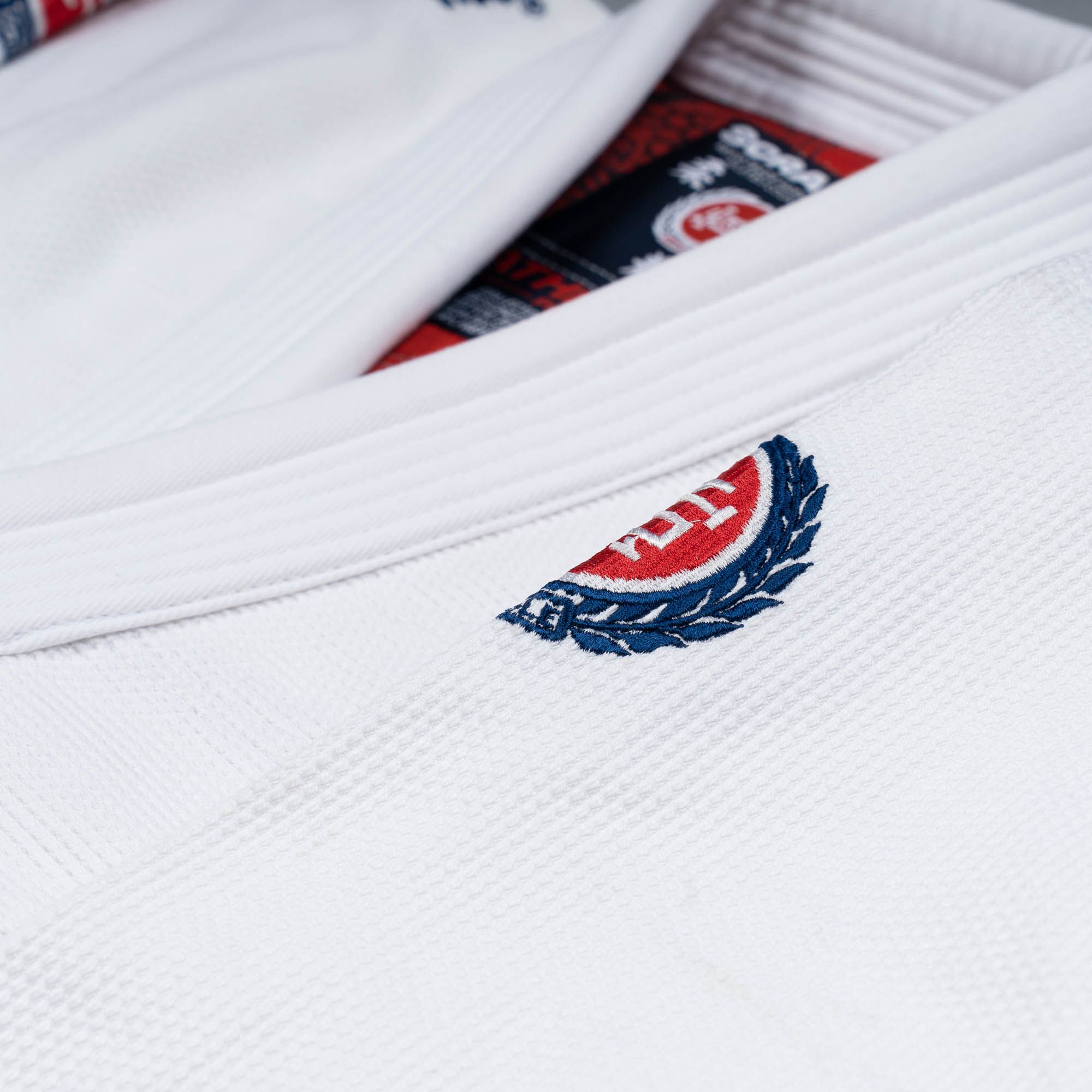 Scramble Athlete Pro Gi Female Cut - White | Scramble Europe